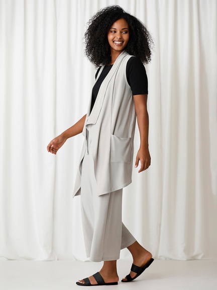 Key Vest by Sympli at Hello Boutique